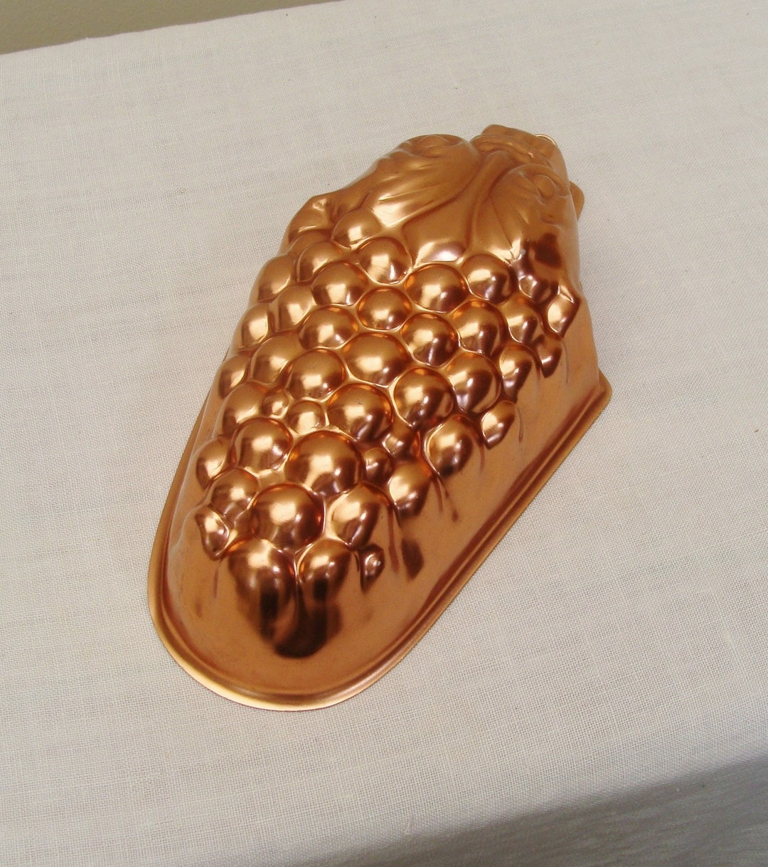 Vintage Copper Grapes Jello Mold - Etsy