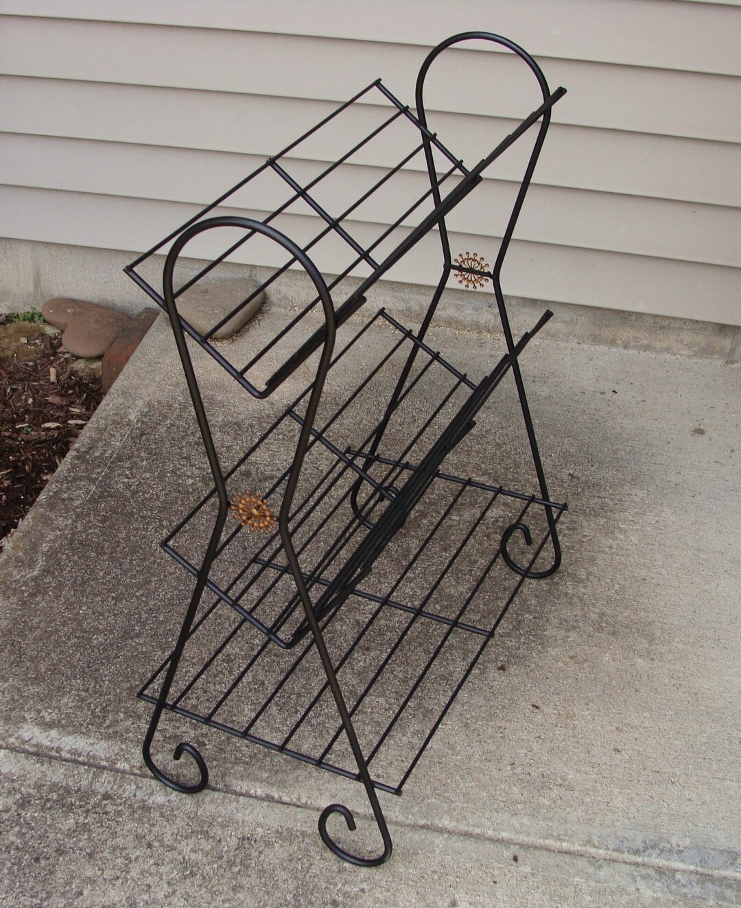 Vintage Black Wire Album Rack Book Rack With Shelf - MCM Atomic ...