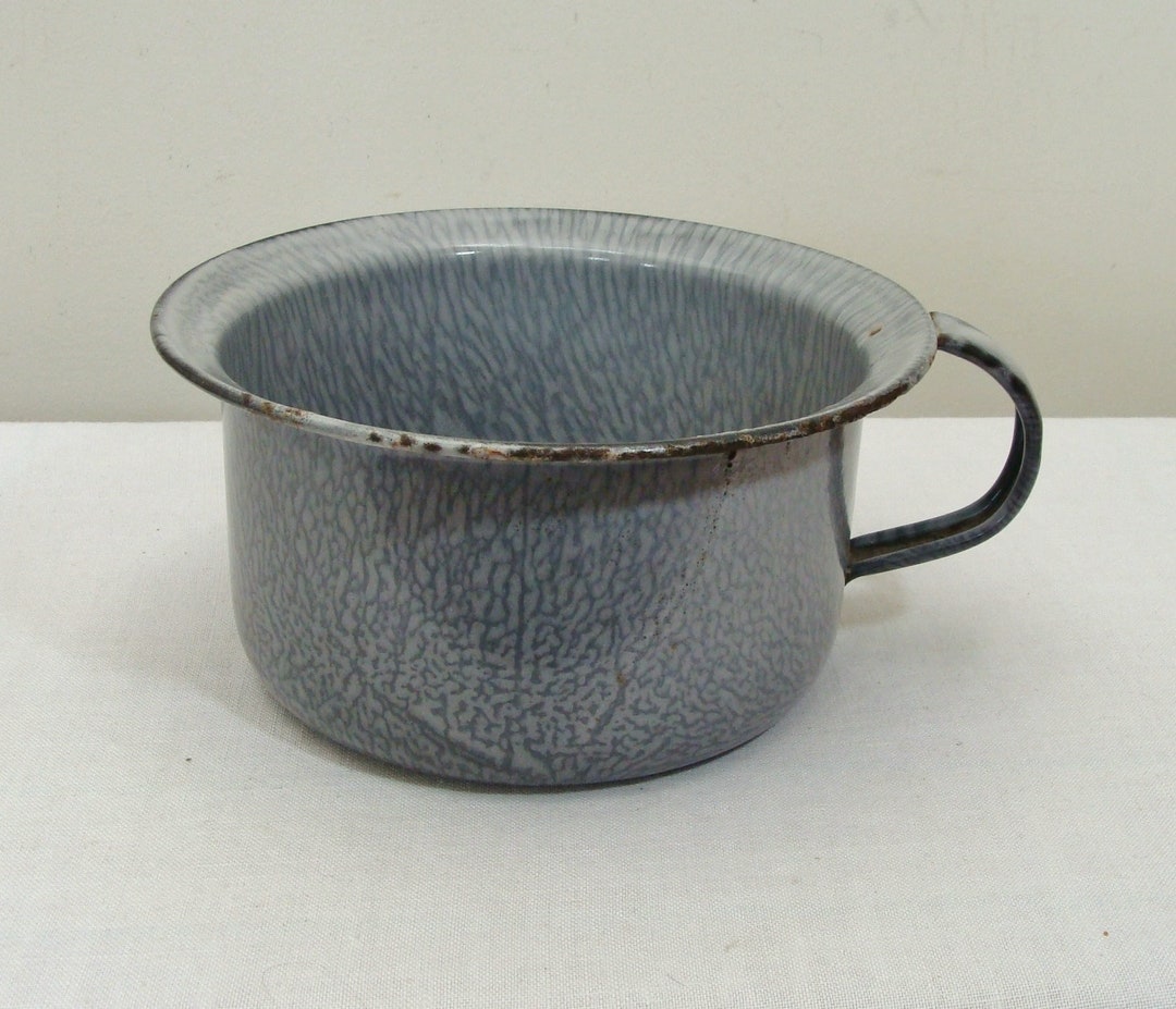Vintage Gray Graniteware Chamber Pot - Etsy