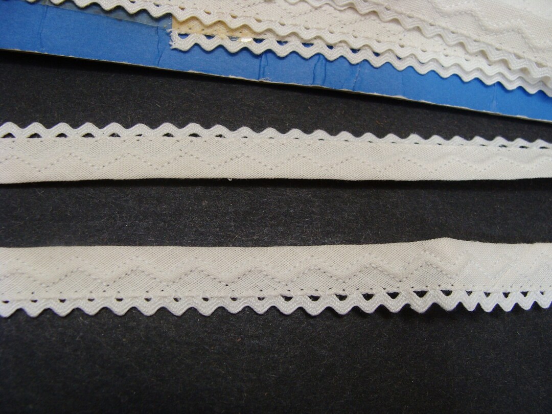 Vintage Zig Zag Design Trim With Tiny Rickrack Edge - Etsy