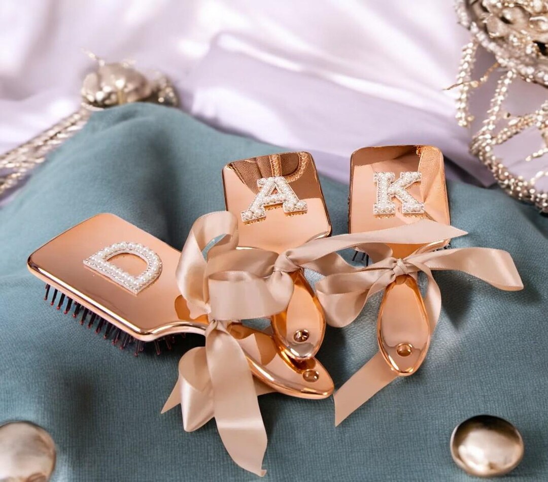 Personalized Rose Gold Hair Brush With Pearls – Bridesmaid Gift - Etsy
