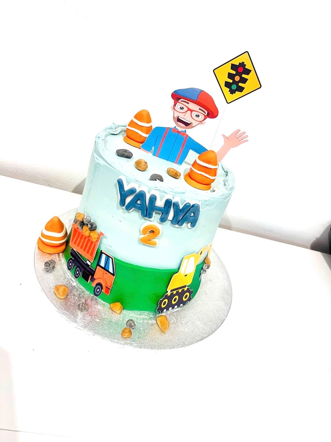 Blippi Cake Topper Set - Etsy