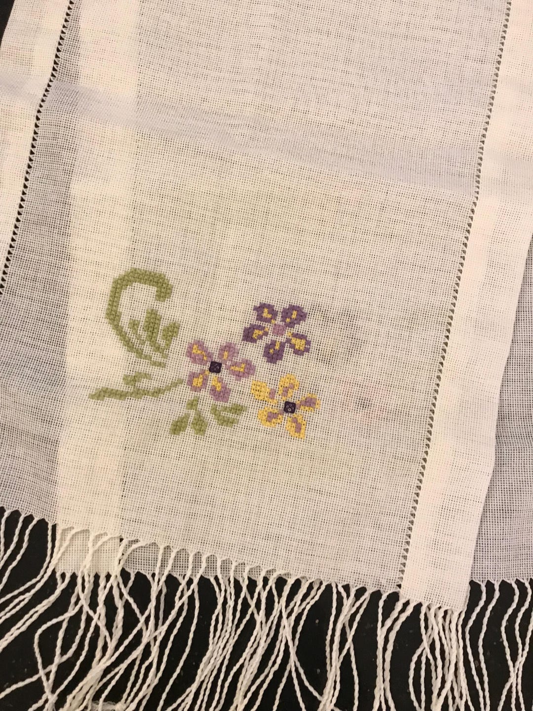 Hand Embroidered Table Runner, Linen Dining Table Runner,embroidered ...