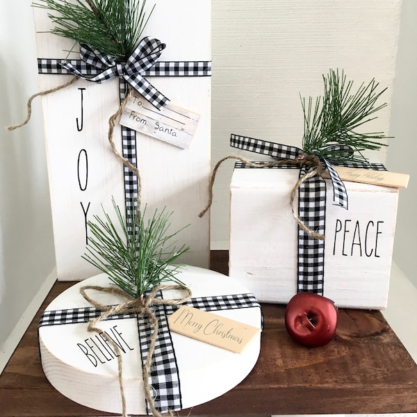 Buffalo Plaid Christmas Decor - Etsy