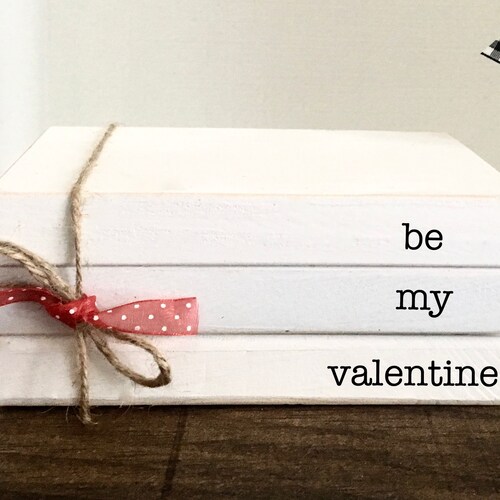 Mini Book Bundle Mini Book Stack Be My Valentine - Etsy