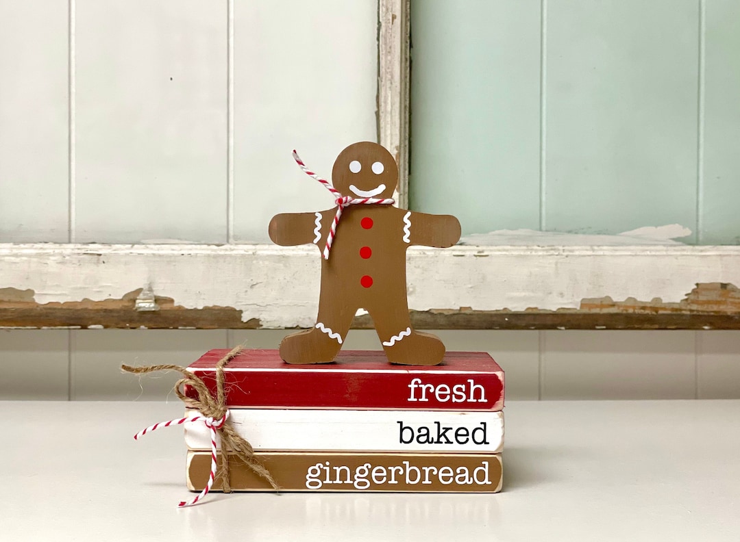 Gingerbread Christmas Book Stack: Wood Gingerbread Man, Tiered Tray ...