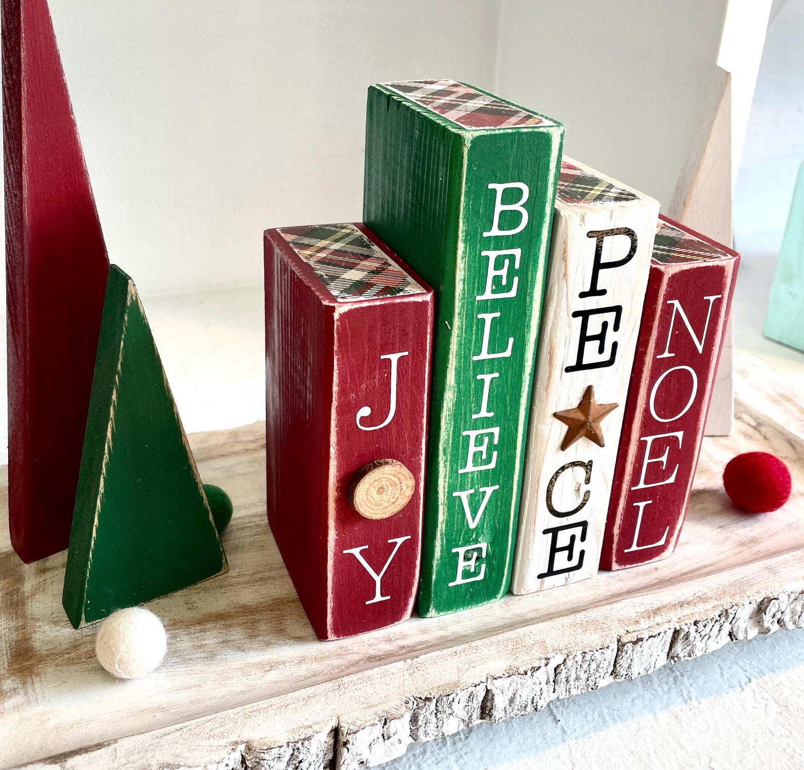 Christmas Plaid Wood Book Stack: Rustic Tiered Tray Decor - Etsy