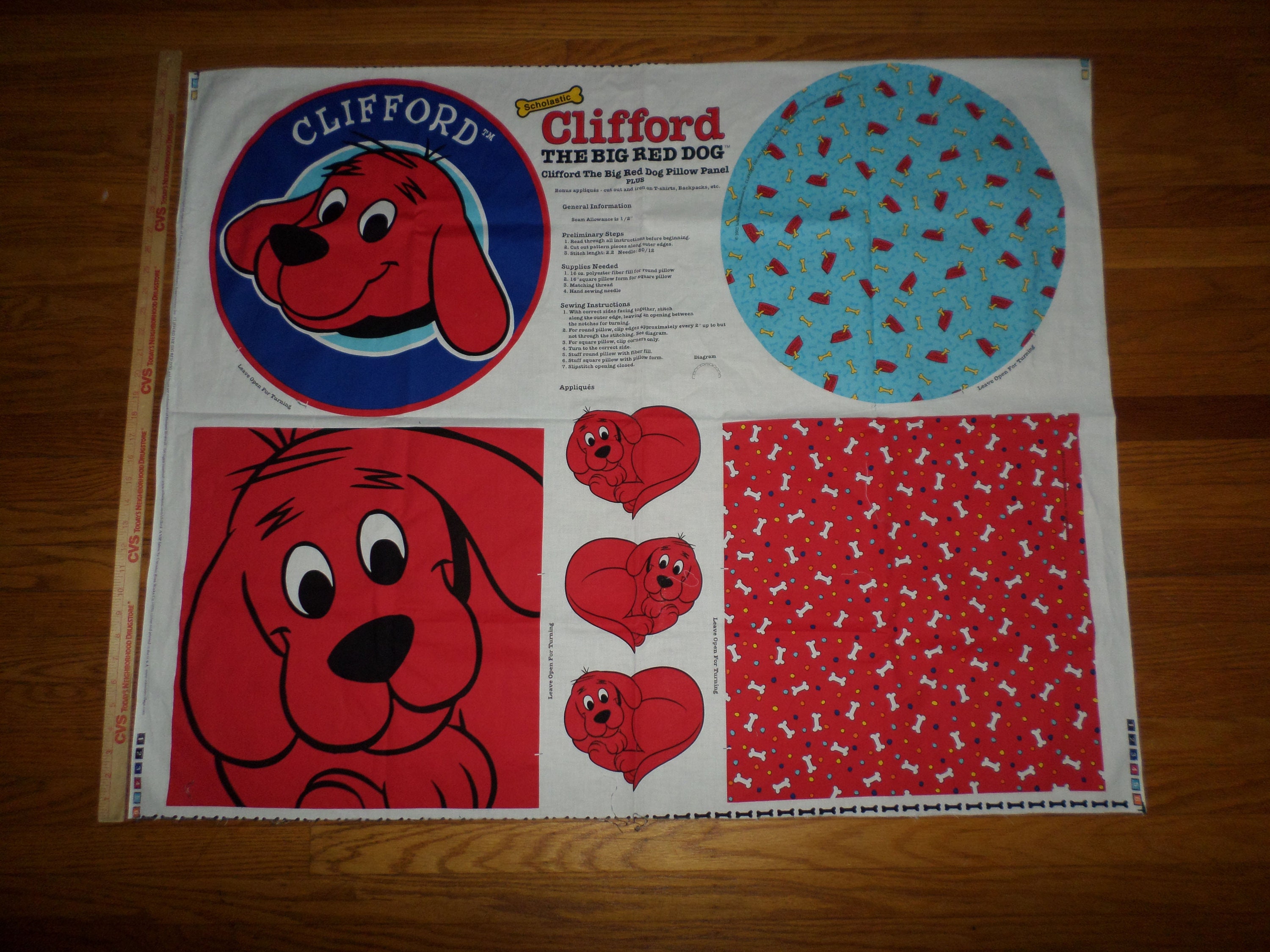 Rare Clifford the Big Red Dog Cotton Fabric Pillow Panel With Appliques ...