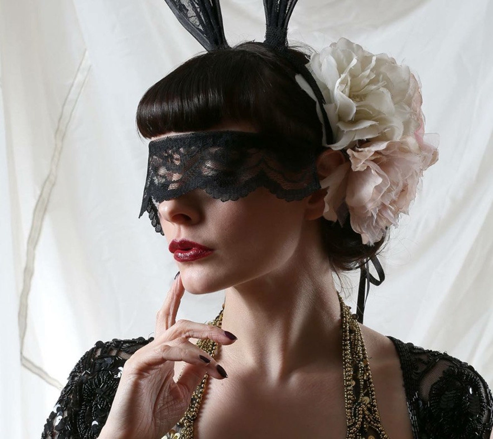 Black Lace Mask Venetian Lace Veil Masquerade Mask Mardi | Etsy