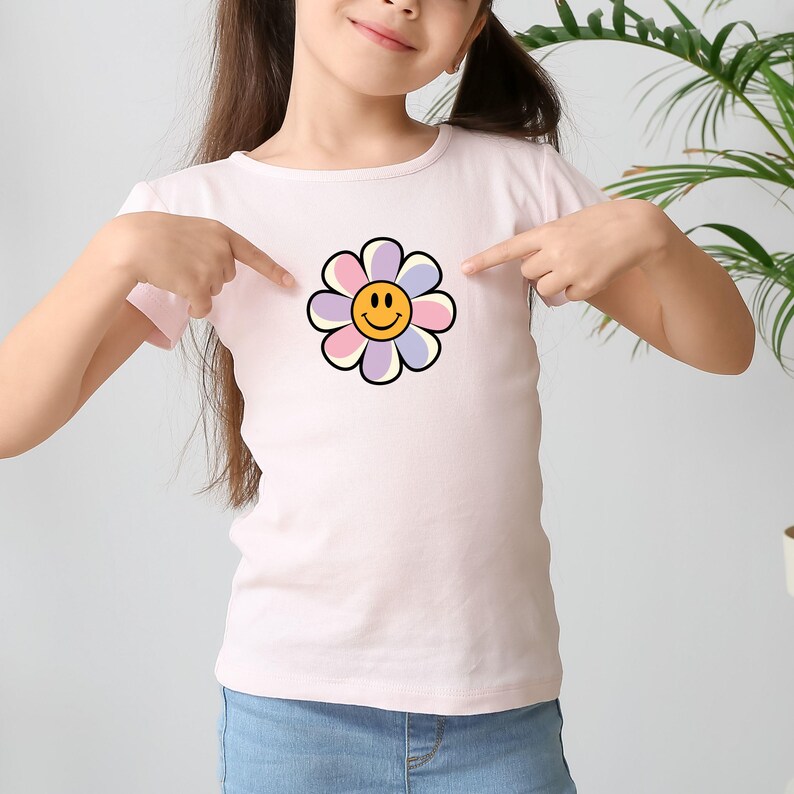 Pastel Smiley Face Flower,cute Smiley Face Flower Pastel,happy Face ...