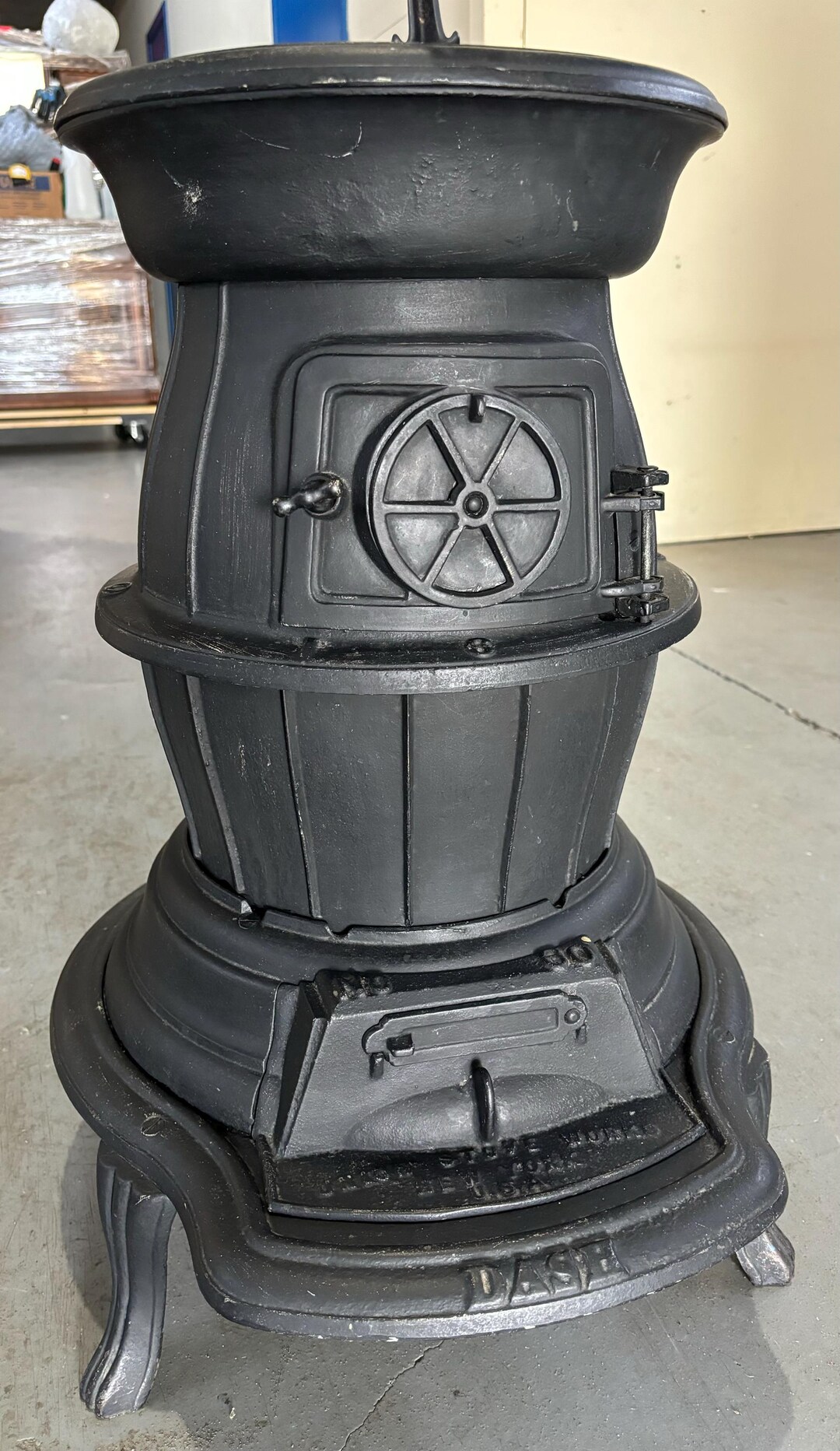 Beautiful Antique Cast Iron Parlor Stove Dash #60 Union Stove Works New ...