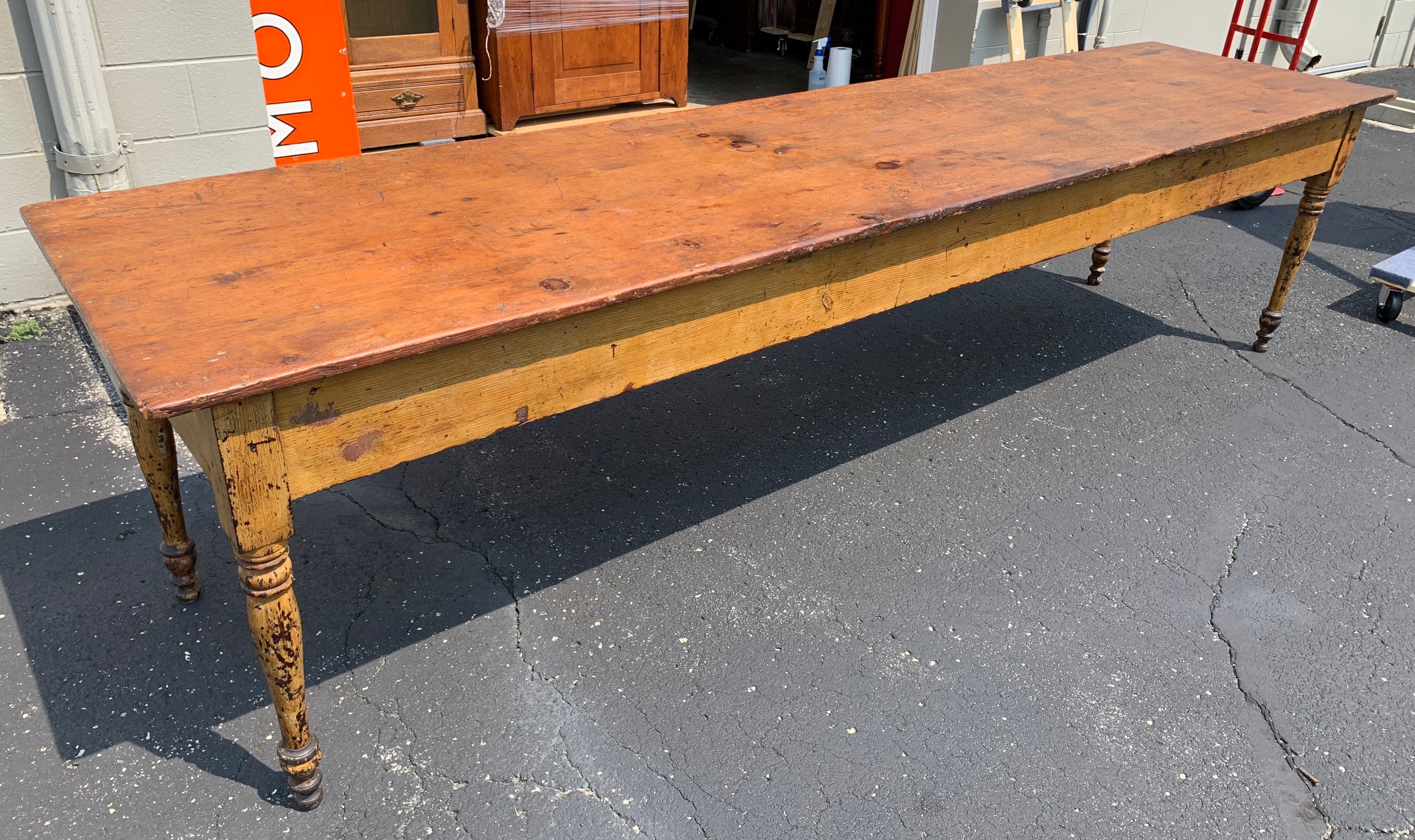 Vintage harvest table store