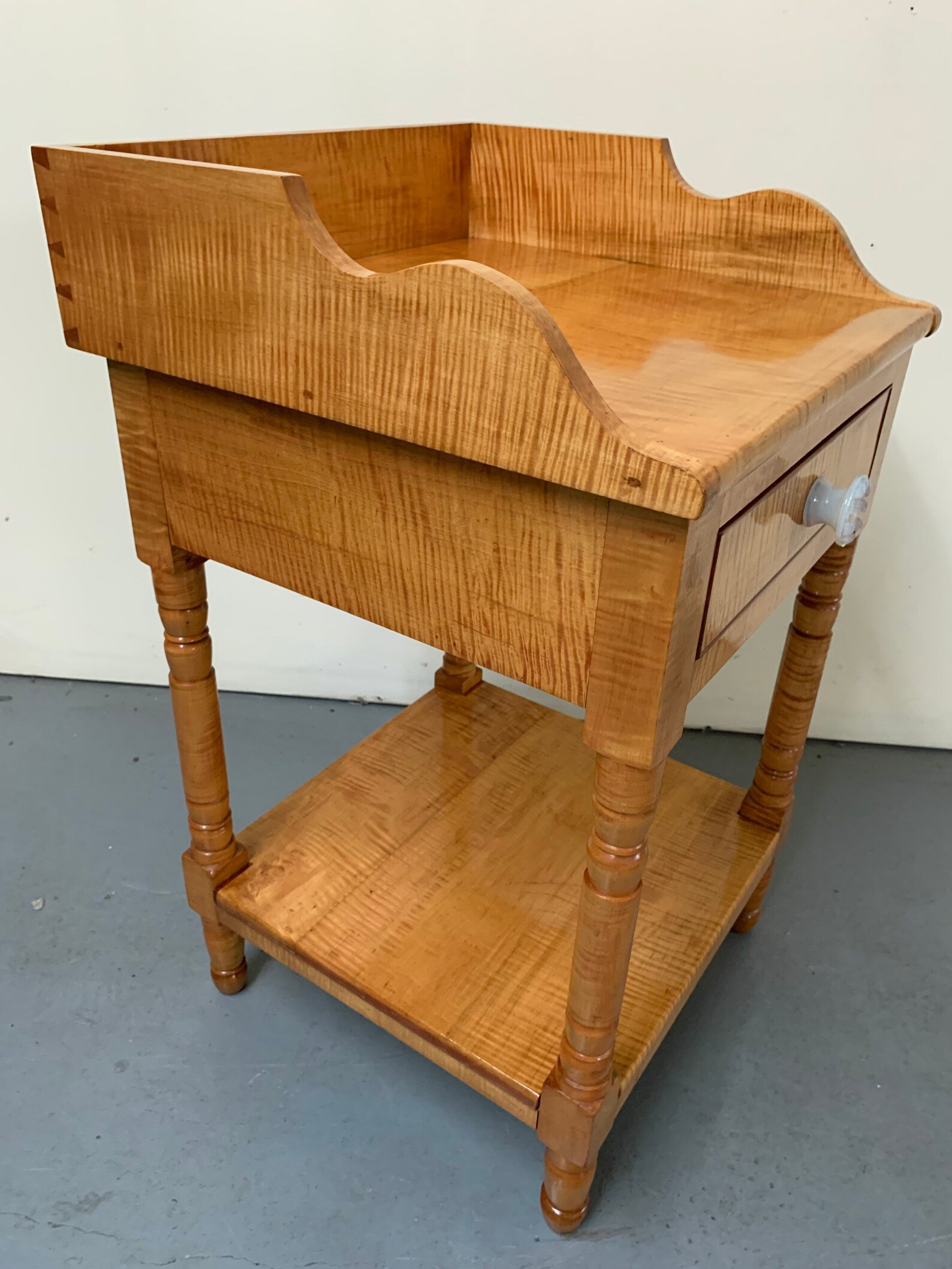 Beautiful Antique Solid Tiger Maple New York Washstand - Etsy