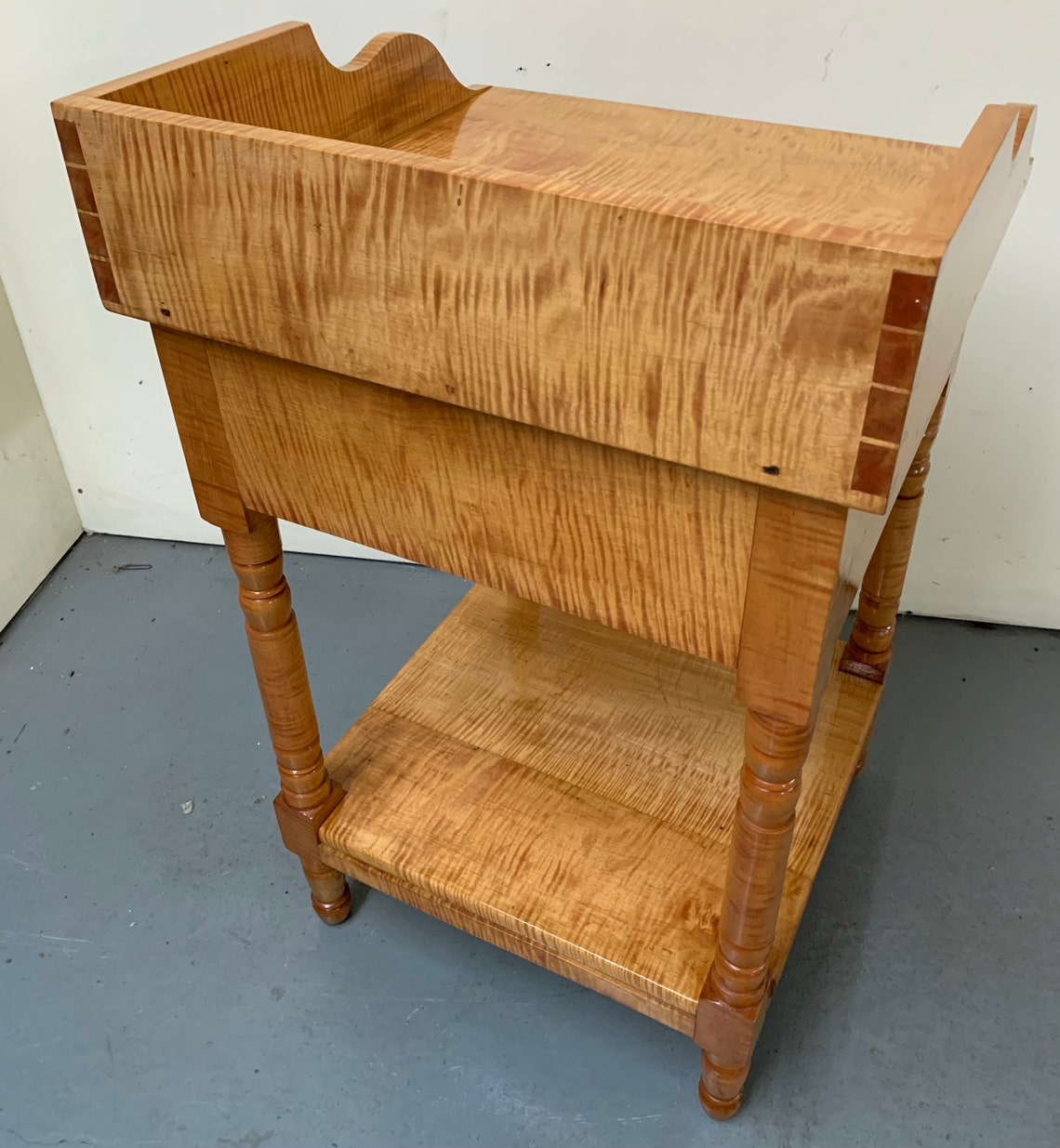 Beautiful Antique Solid Tiger Maple New York Washstand - Etsy