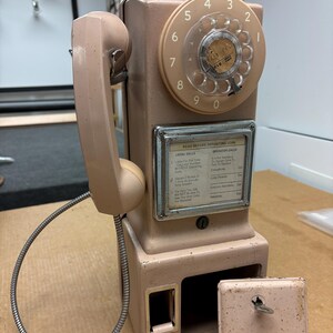Vintage Payphone With Key 25, 10, 5 Cent Light Peach Color 8W6D18.5H - Etsy
