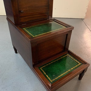 Antique Victorian Walnut Bed Steps Stairs Green Leather Top Turned Legs ...