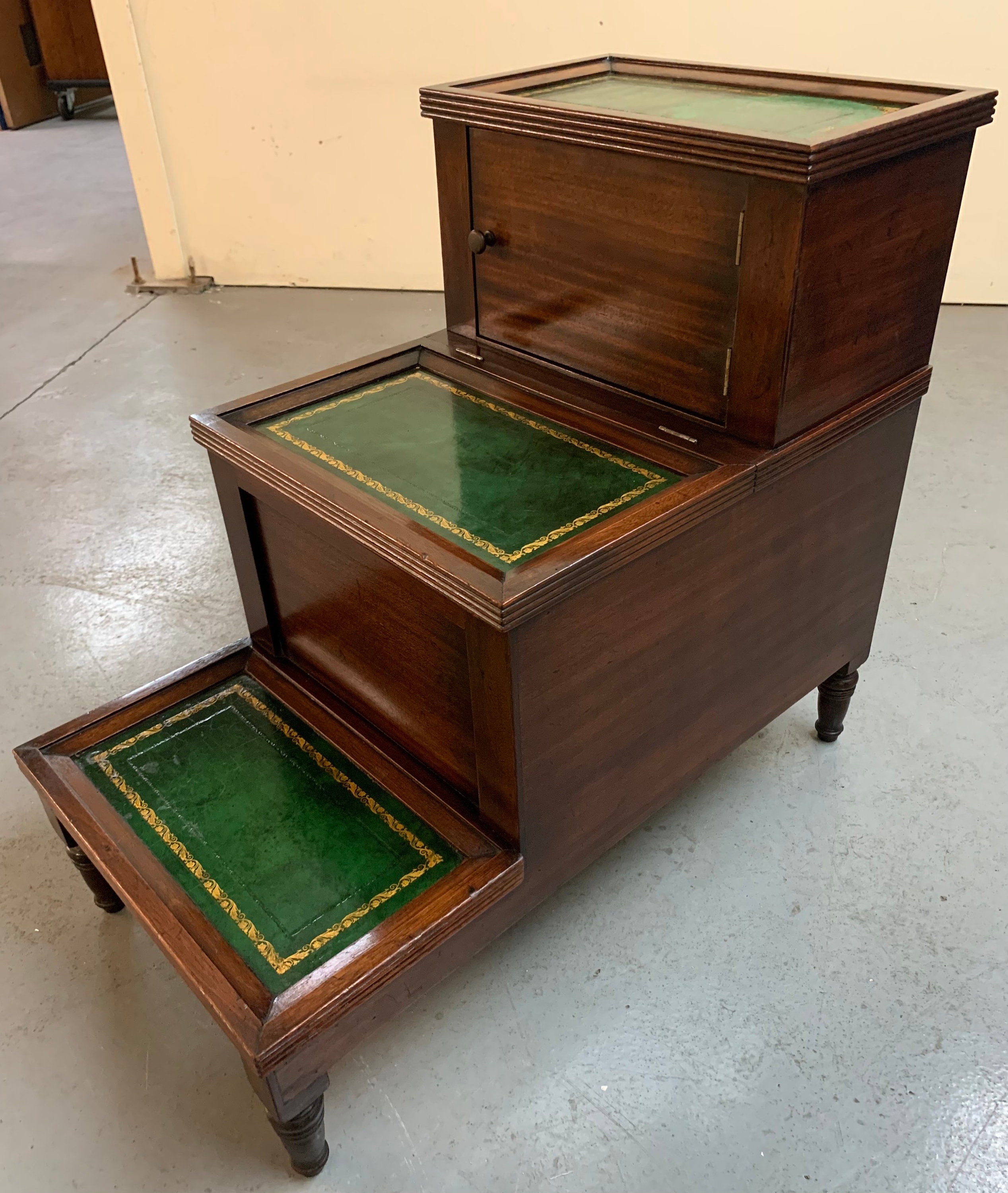 Antique Victorian Walnut Bed Steps Stairs Green Leather Top Turned Legs ...