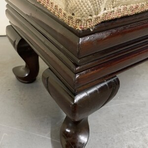 Antique Mahogany Queen Anne Foot Stool Floral Needlepoint Pattern ...