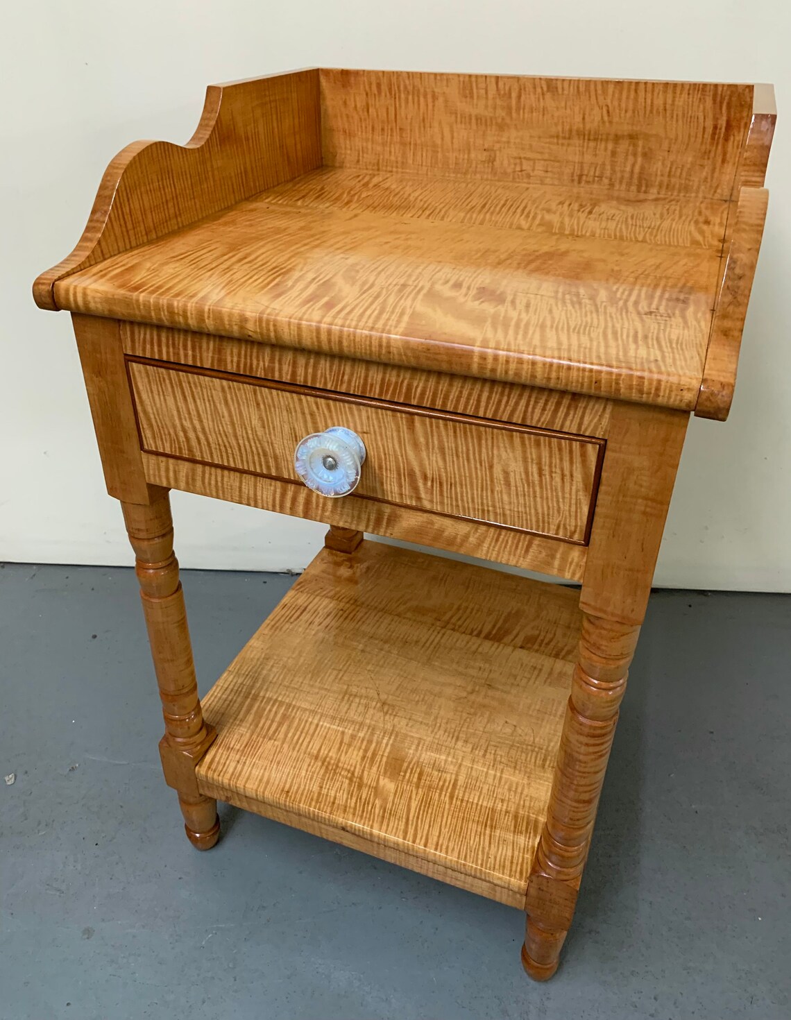 Beautiful Antique Solid Tiger Maple New York Washstand - Etsy