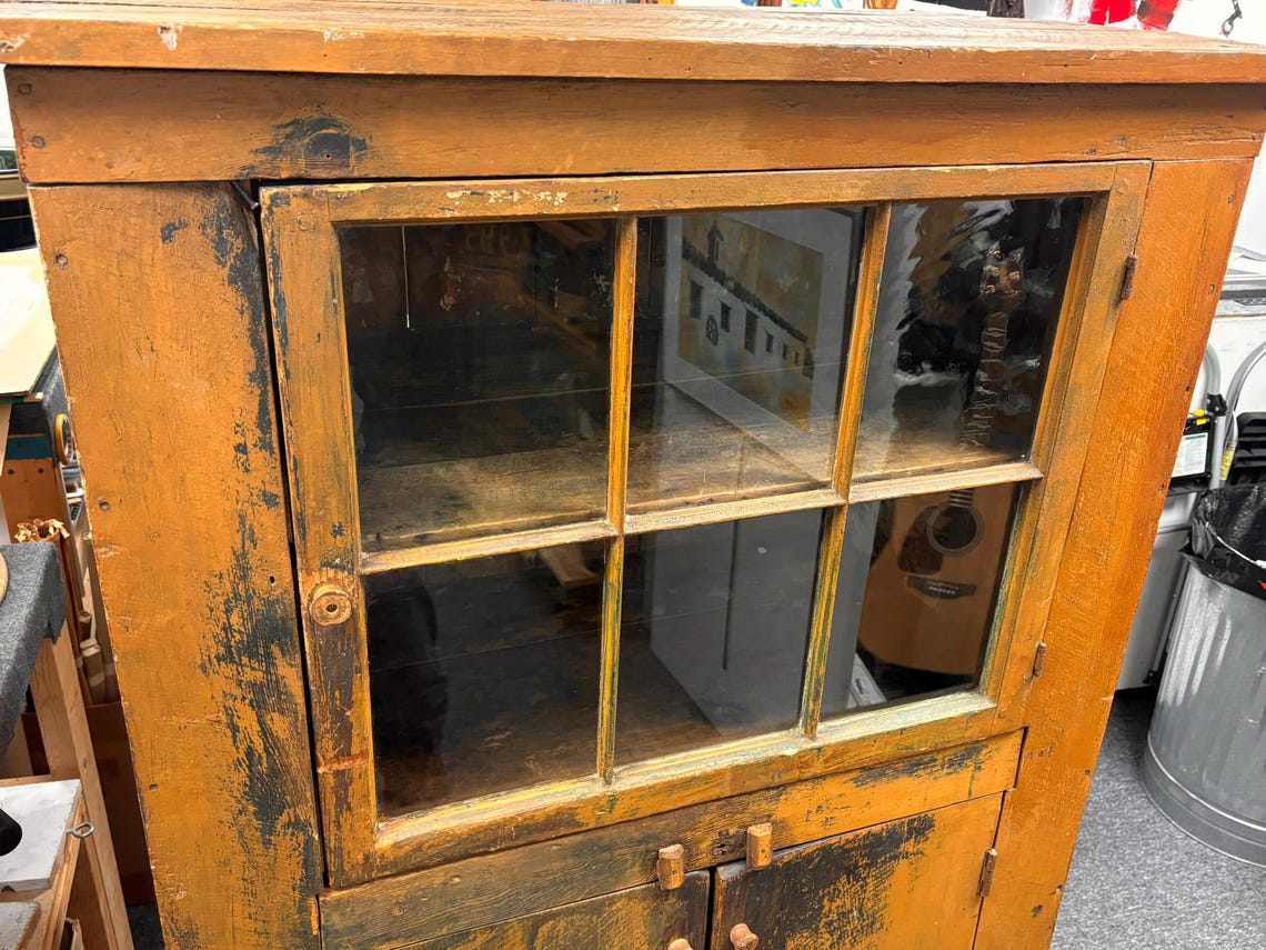 Beautiful Primitive Ohio Amish Country Mustard Painted Cupboard 24D39 ...