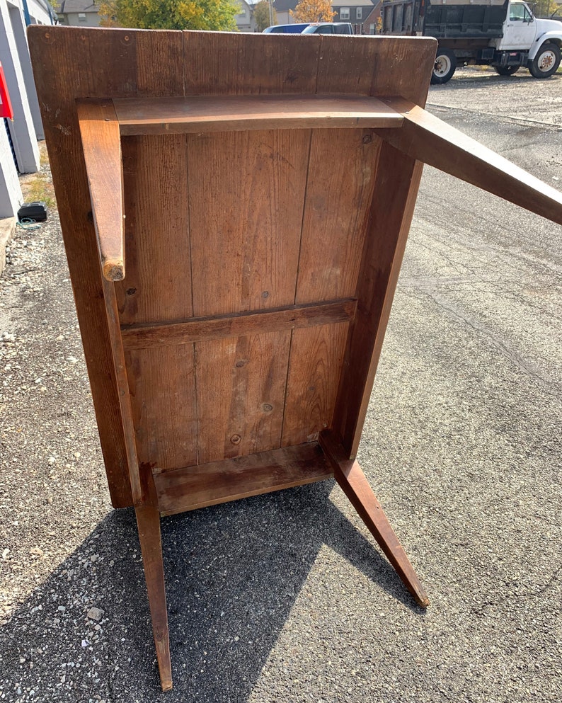 Primitive Pine and Walnuttapered Leg Harvest Farm Table and 4 - Etsy
