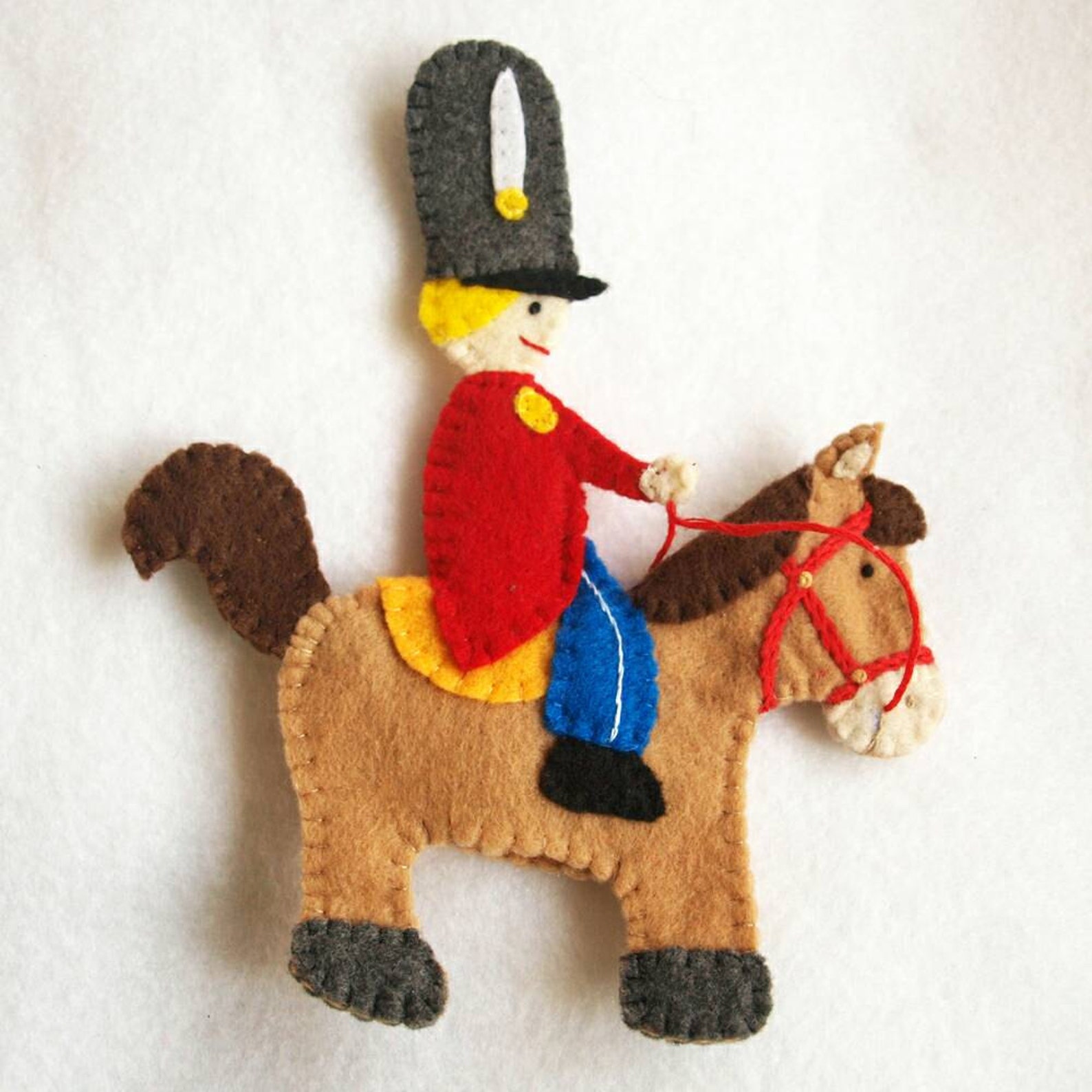 Pattern, Humpty Dumpty Finger Puppet Pattern, King Puppet Pattern ...