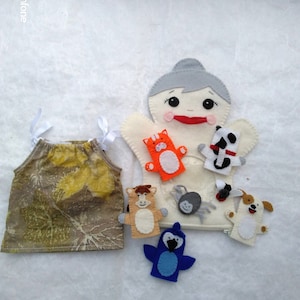 There Was an Old Lady Who Swallowed A Fly Hand Puppet, Fly, Spider ...