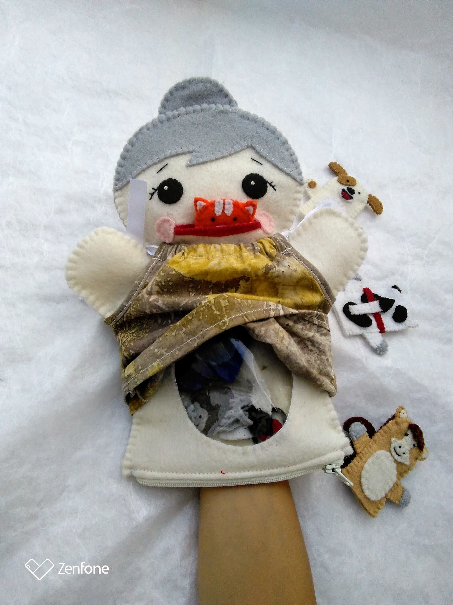 There Was an Old Lady Who Swallowed A Fly Hand Puppet Fly - Etsy