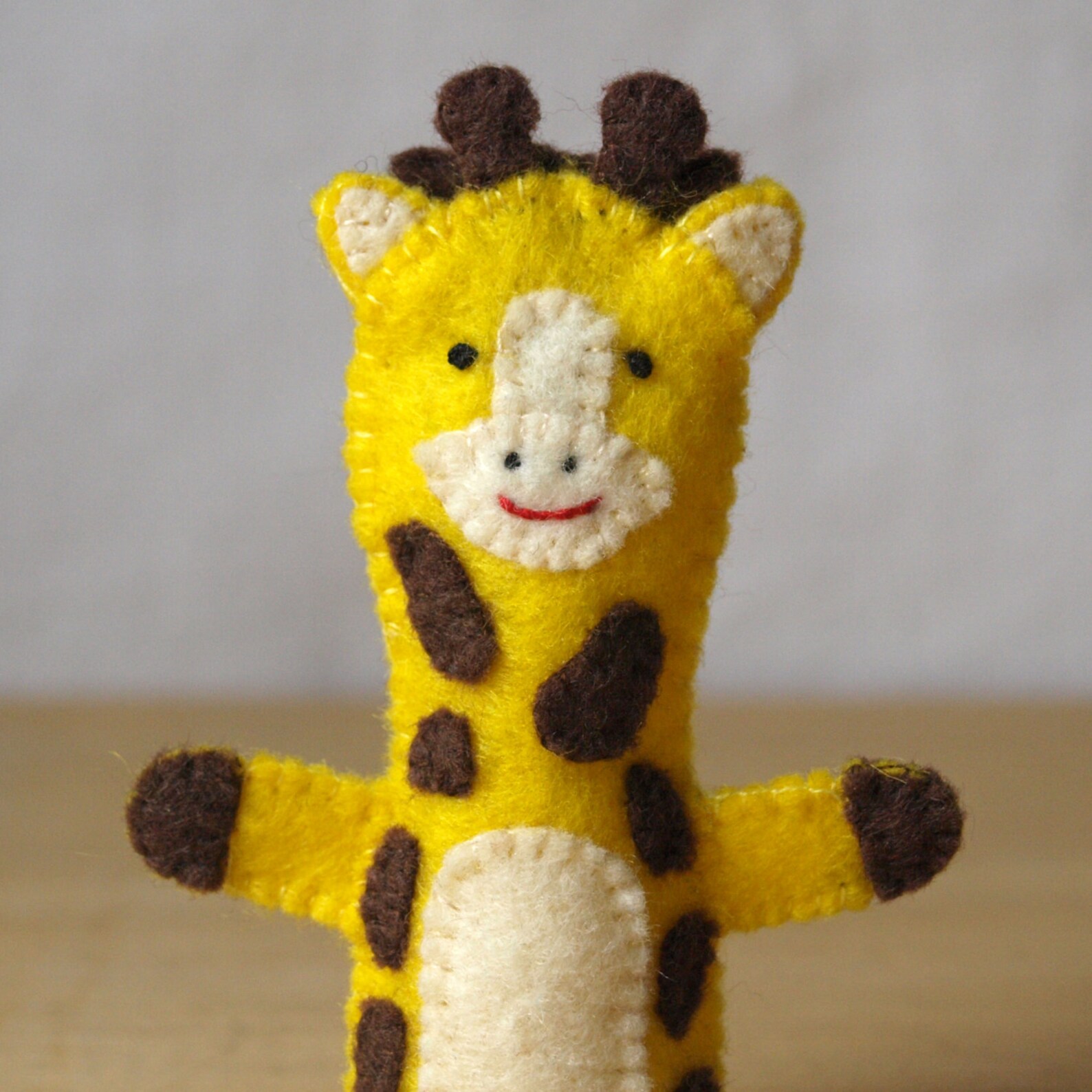 Felt finger puppet giraffe animal puppet storytime puppet | Etsy