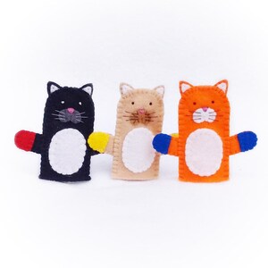 Double Sided Felt Finger Puppet Pattern, Three Little Kitten Lost Their ...