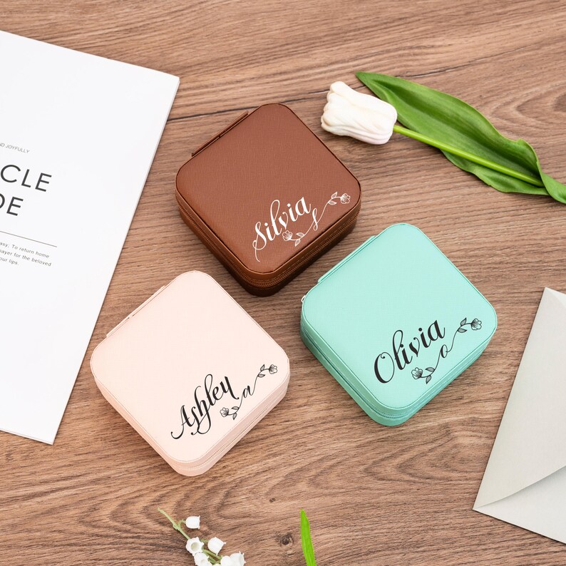 Personalized Bridesmaid Jewelry Box,custom Name Leather Travel Jewelry ...