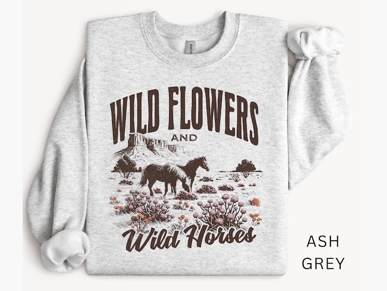 Women Vintage Sweatshirt, Western Style Sweater for Women, Wild Horses ...