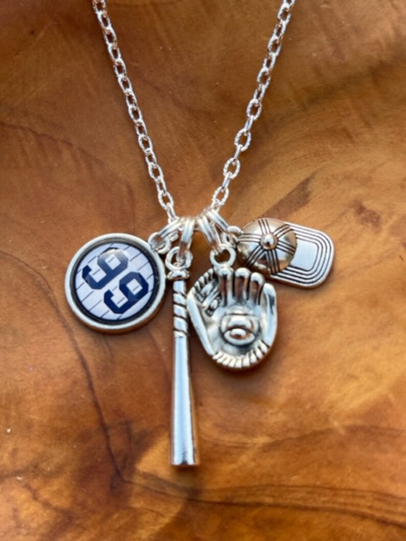 Aaron Judge 99 62 Home Runs NY Yankees Necklace - Etsy