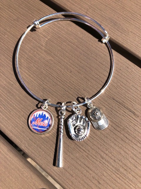 NY Mets Bracelet With Mets Charm Baseball Mitt and Hat - Etsy