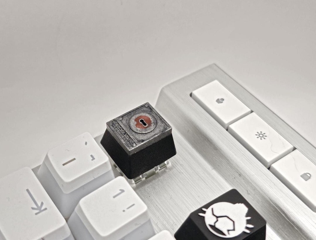Lockbox Skyrim Inspired Artisan Keycap - Cherry MX Mechanical Keyboard ...