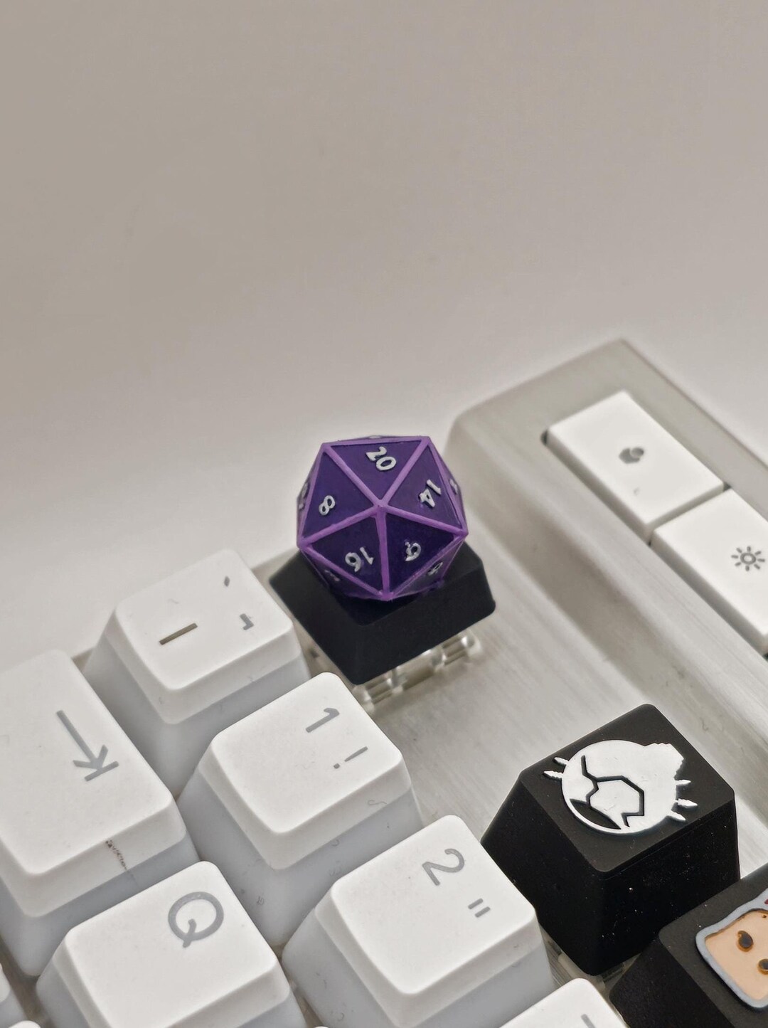 D20 Baldurs Gate 3 Inspired Artisan Keycap - Cherry MX Mechanical ...