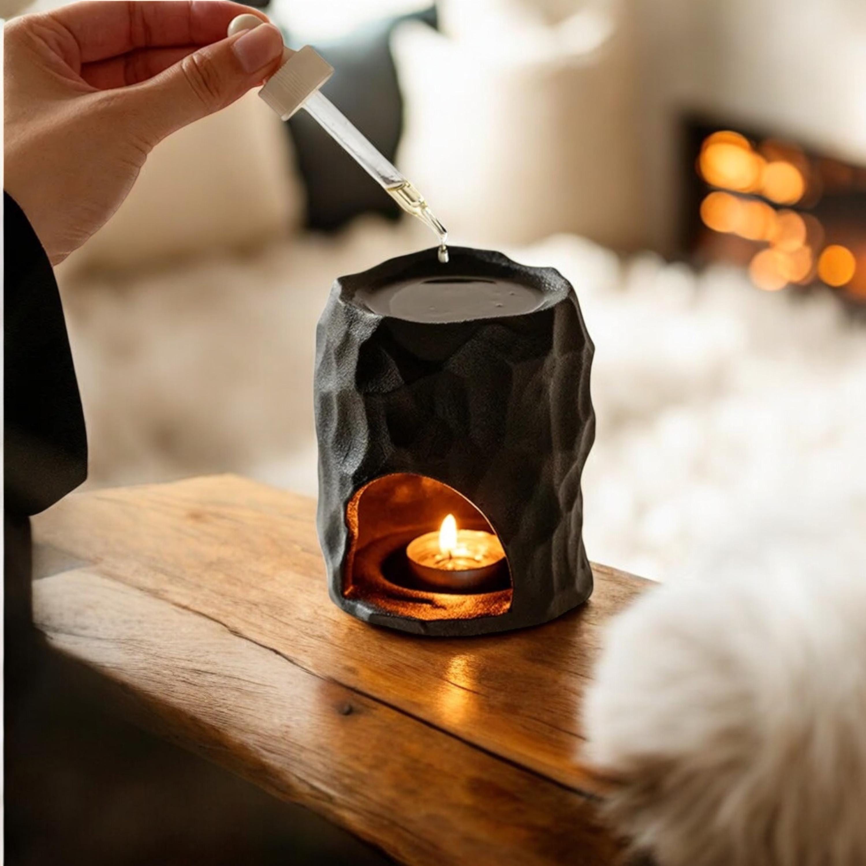Black Ceramic Aromatherapy Essential Oil Furnace and Palo Santo Holder ...