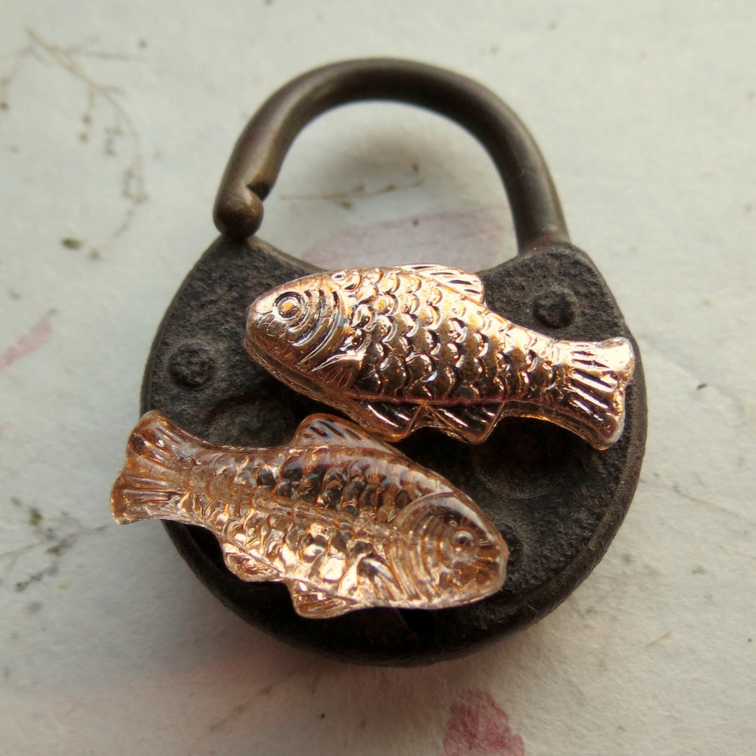 New METALLIC GOLDFISH . 4 Czech Pressed Glass Fish Beads . 25 Mm by 12 ...