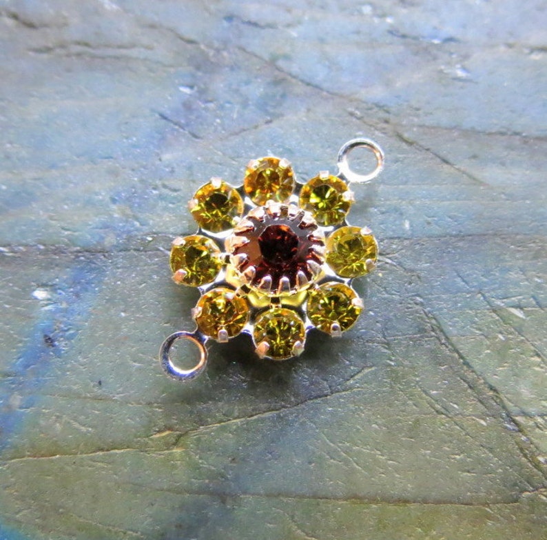 NEW 10 mm Swarovski Crystal Flower Links . 1 link | Etsy