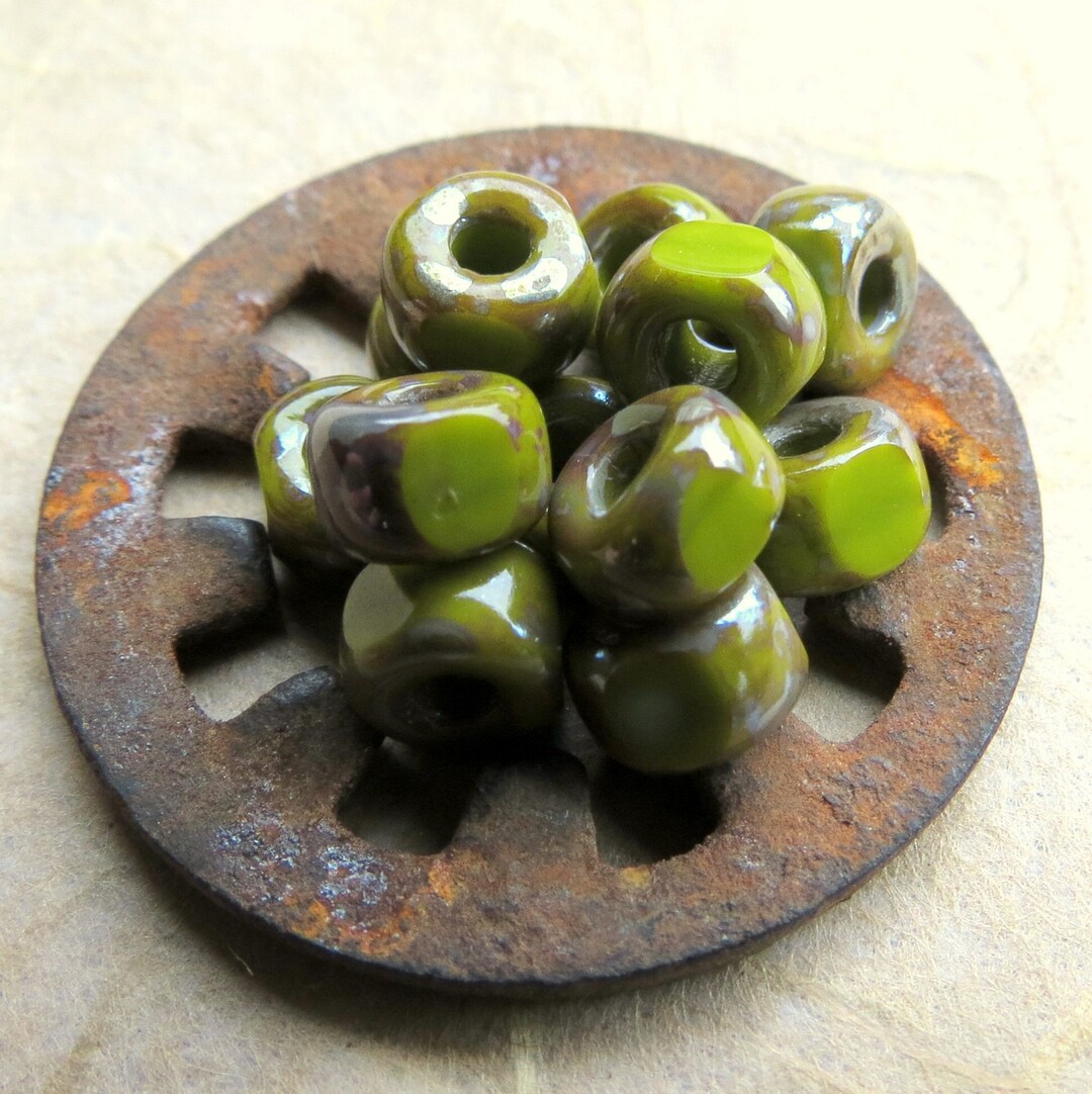 MATUBO CILANTRO TRICUTS . 20 Czech Picasso Tri-cut Seed Beads . Size 2/ ...