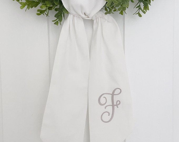 OUTDOOR FABRIC Vintage Monogram Wreath Sash With Monogram, Wreath Bow ...