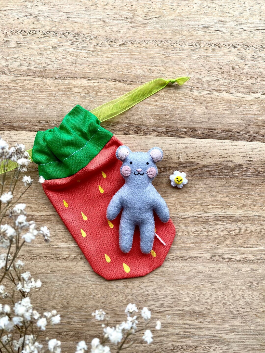 Cute Miniature Mouse Doll With Tiny Happy Flower Friend and Strawberry ...
