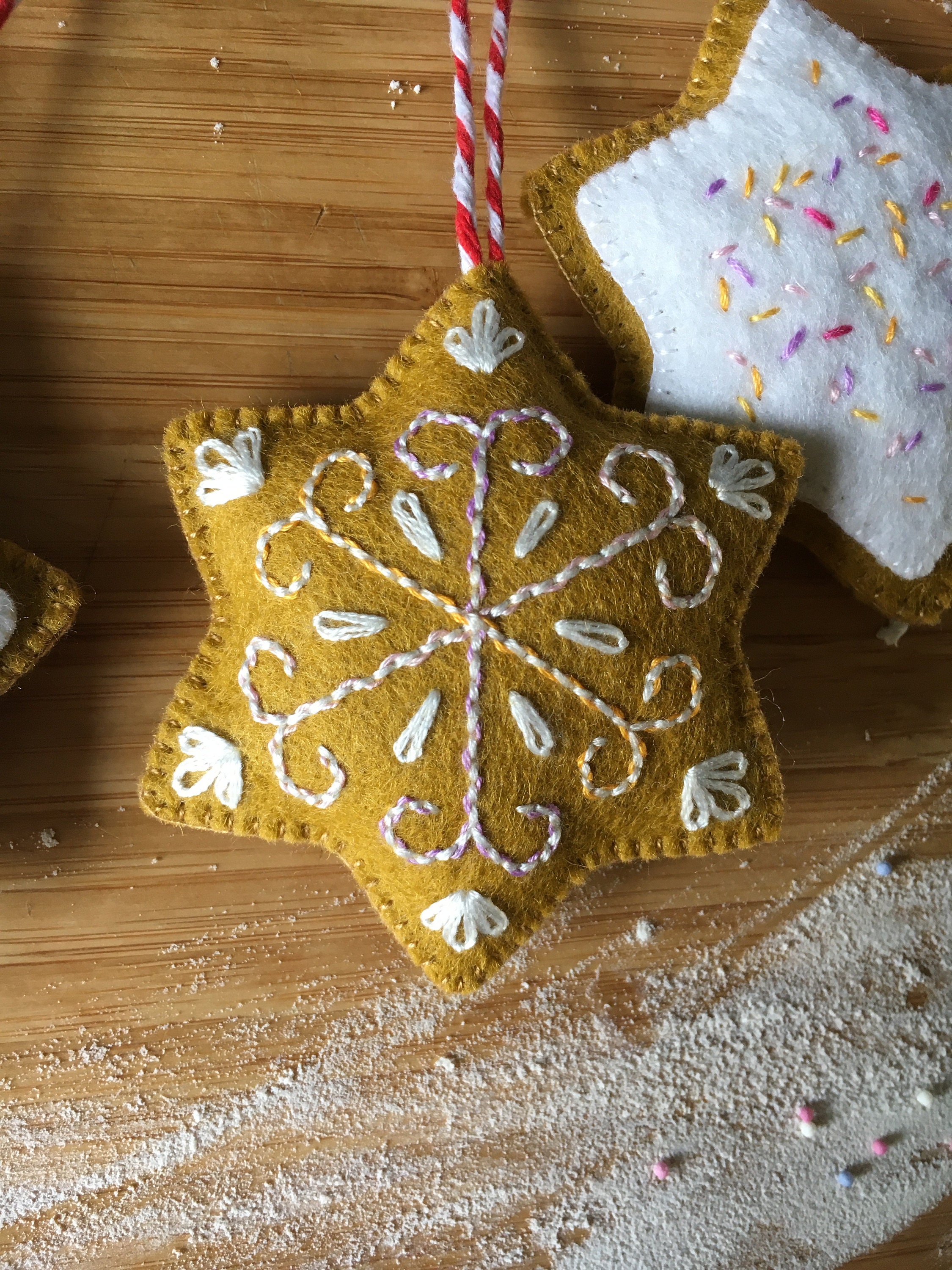 Set of 3 Iced Gingerbread Star Biscuits Handmade Felt - Etsy