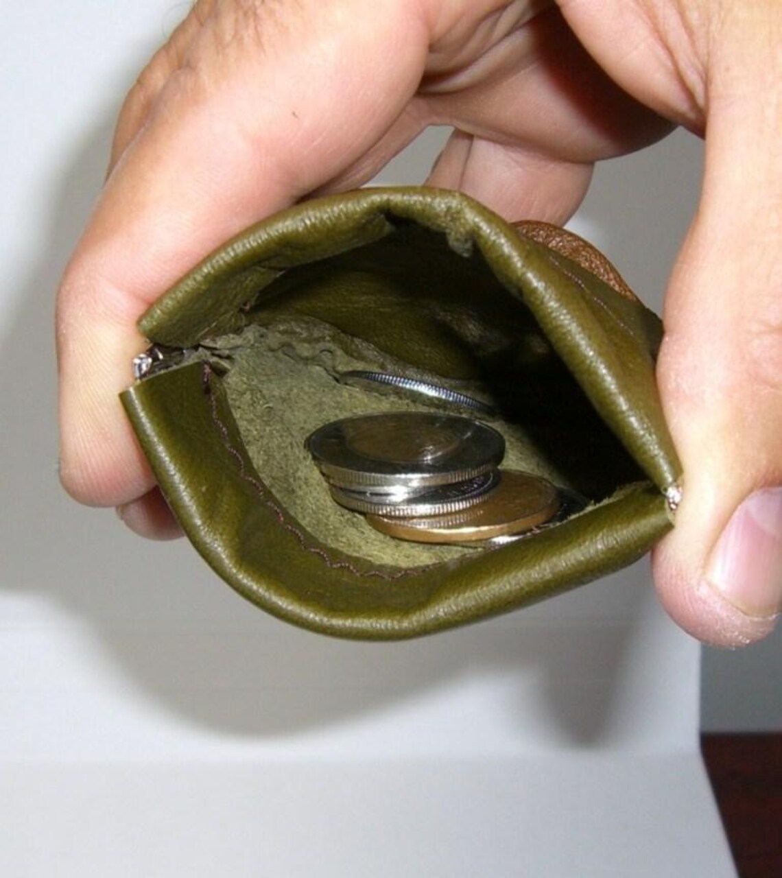 Handmade Leather Change Pouch | Coin Holder | Money Pinch Purse | Black ...