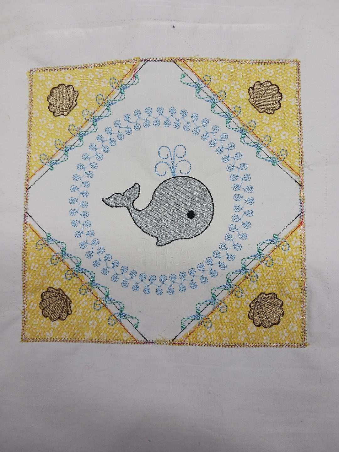 SUNNY WHALE Quilt Block - Etsy
