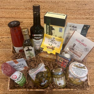 Italian Gourmet Gift Basket - Etsy