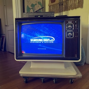 Zenith SUPER CHROMACOLOR Vintage Video Game TV Retro Space Age Platform ...