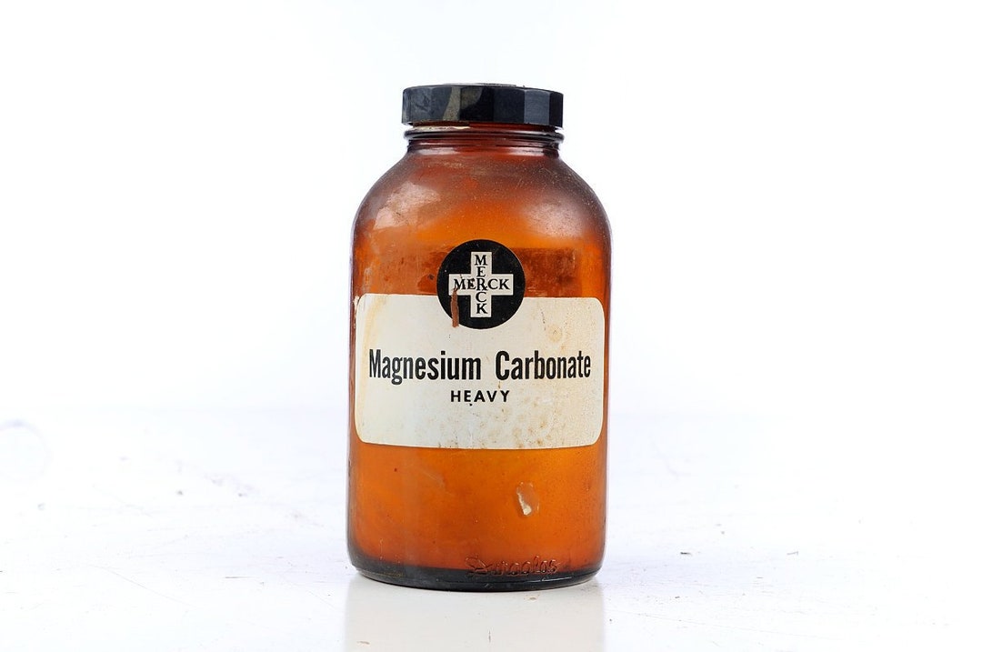 APOTHECARY JAR Bottle 1940s MERCK Magnesium Carbonate Advertising ...