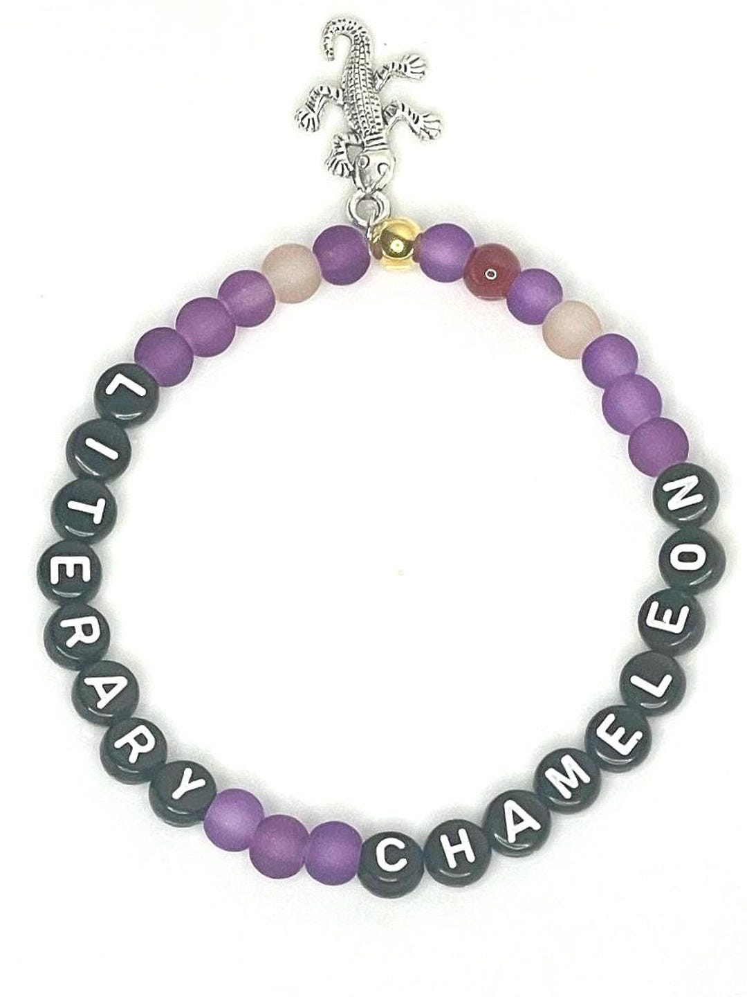 Literary Chameleon NYU MASTERMIND Friendship Bracelet - Etsy