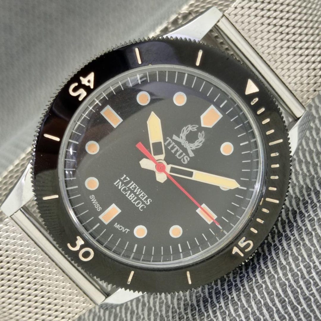 Vintage Titus Hand-winding Swiss Mens Turnable Bezel Black Color Dial ...